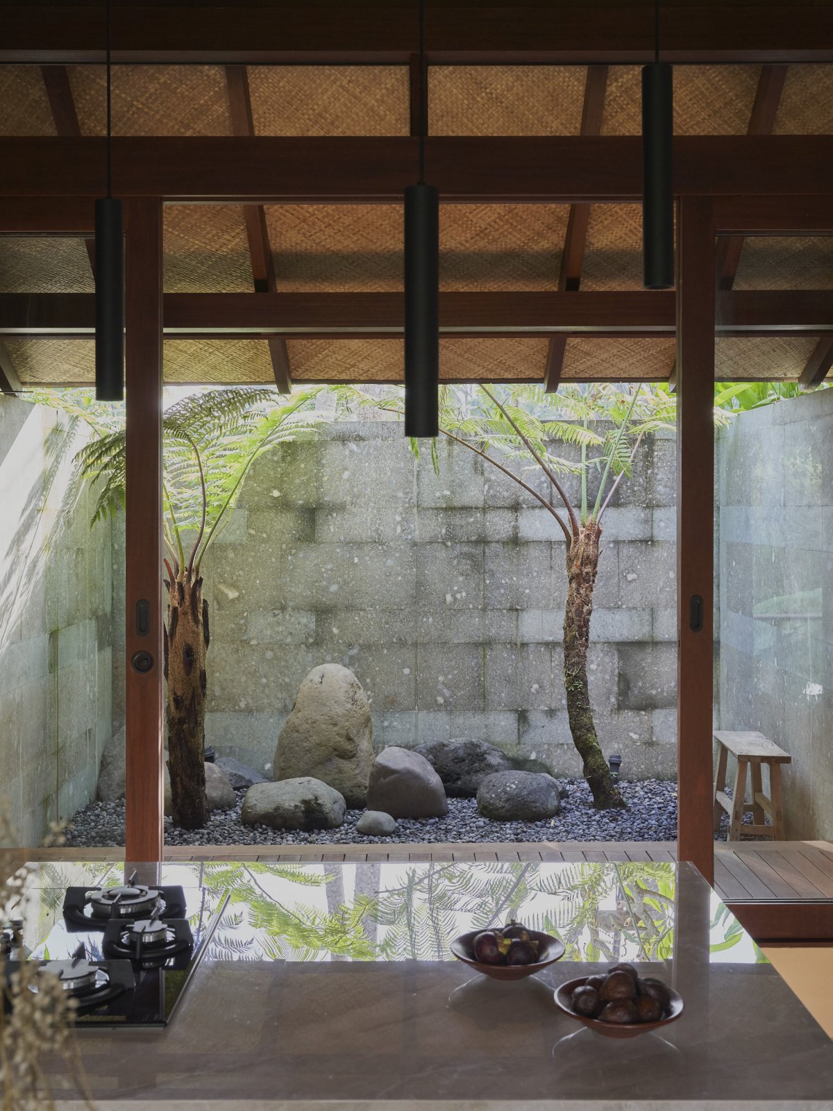 YinjiSpace - Bada Studio x Dutch Couple's Home in Bali